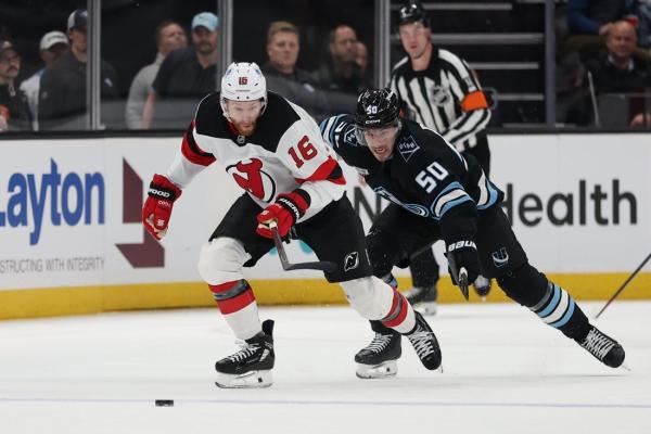 Stefan Noesen nets go-ahead goal as Devils edge Mammoth | WXSM-AM