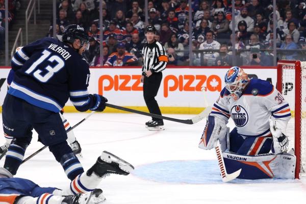 Calvin Pickard makes 41 saves to lead Oilers past slumping Jets | WXSM-AM