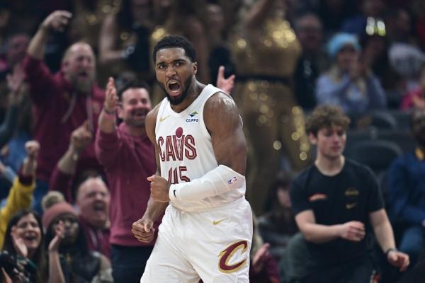 Cavaliers snap Suns’ 4-game win streak behind Donovan Mitchell’s 34 ...