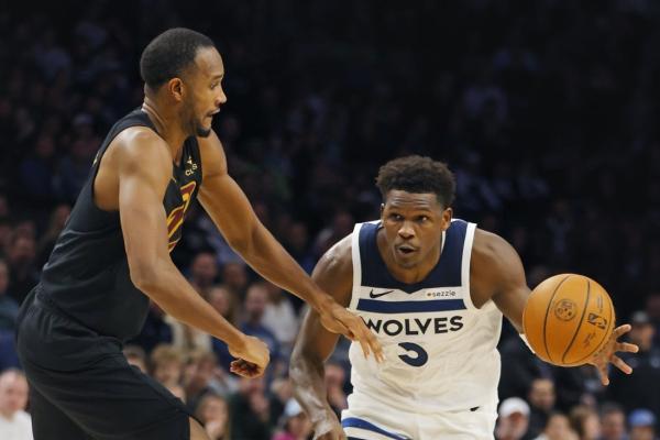 Behind Anthony Edwards, Timberwolves pursue quick sweep of Cavs | KCUB-AM