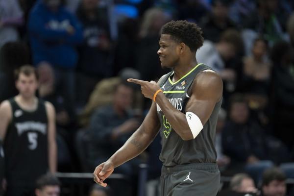 Anthony Edwards punctuates Timberwolves’ comeback win over Spurs | KTIK-FM