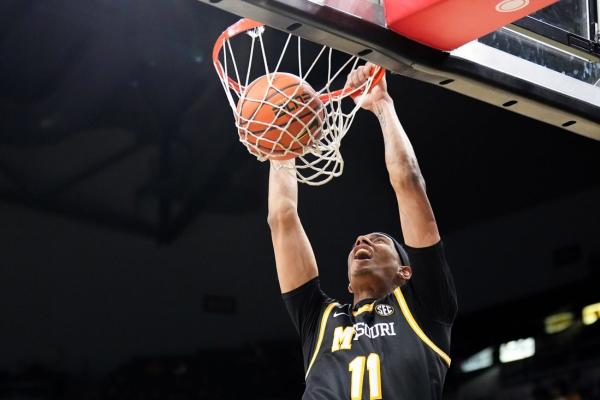 Missouri puts away Auburn late, moves to 11-0 at home | KNBR