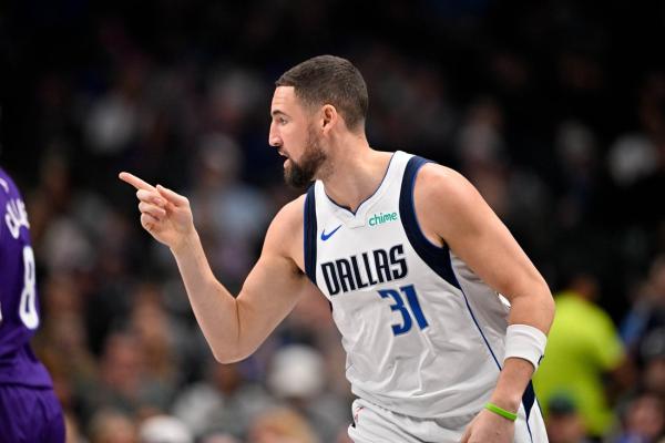 Klay Thompson eclipses 17,000 career points as Mavs roll past Jazz | KNBR