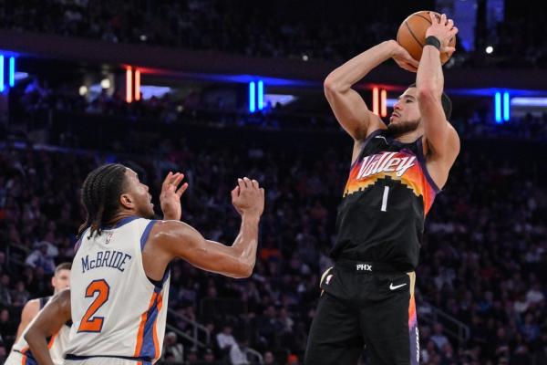 Devin Booker, Suns put hurt on Knicks | WXSM-AM