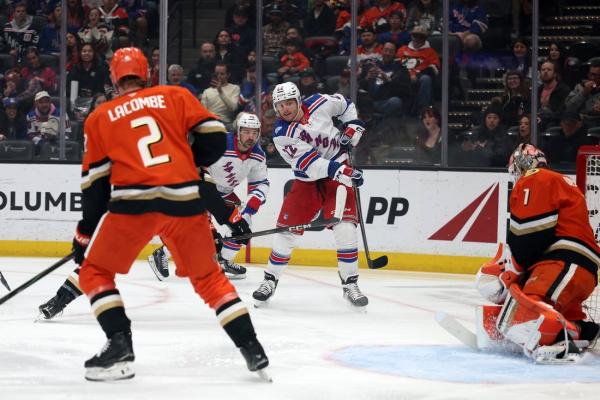 Cutter Gauthier nets pair as Ducks top Rangers to extend win streak | KNBR